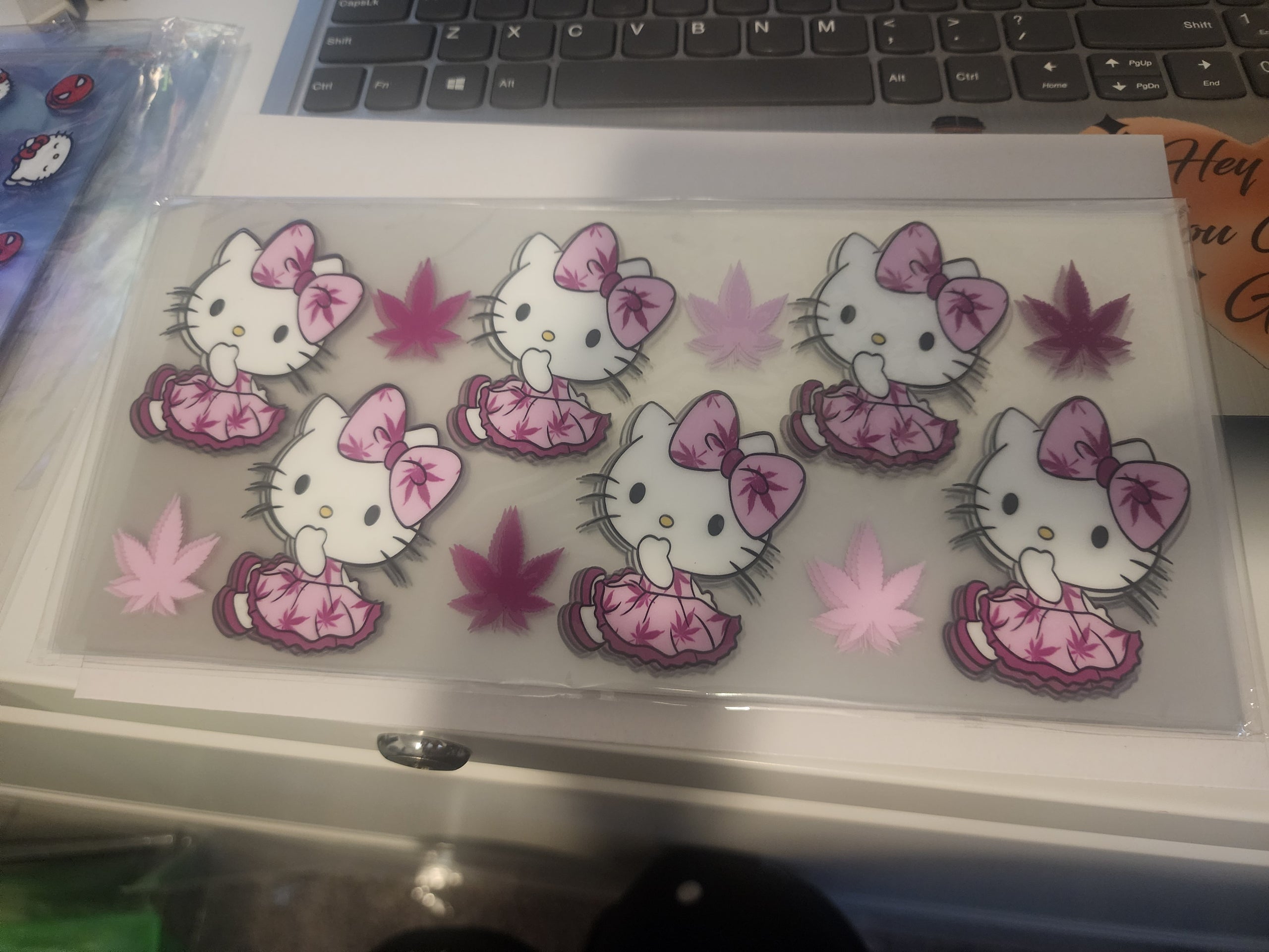 UV HELLO KITTY WEED | Chuco Brand